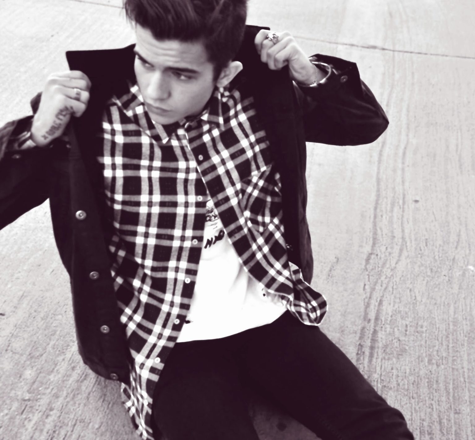 10 Brilliant Ways To Advertise Cholo Hairstyles | cholo hairstyles ...