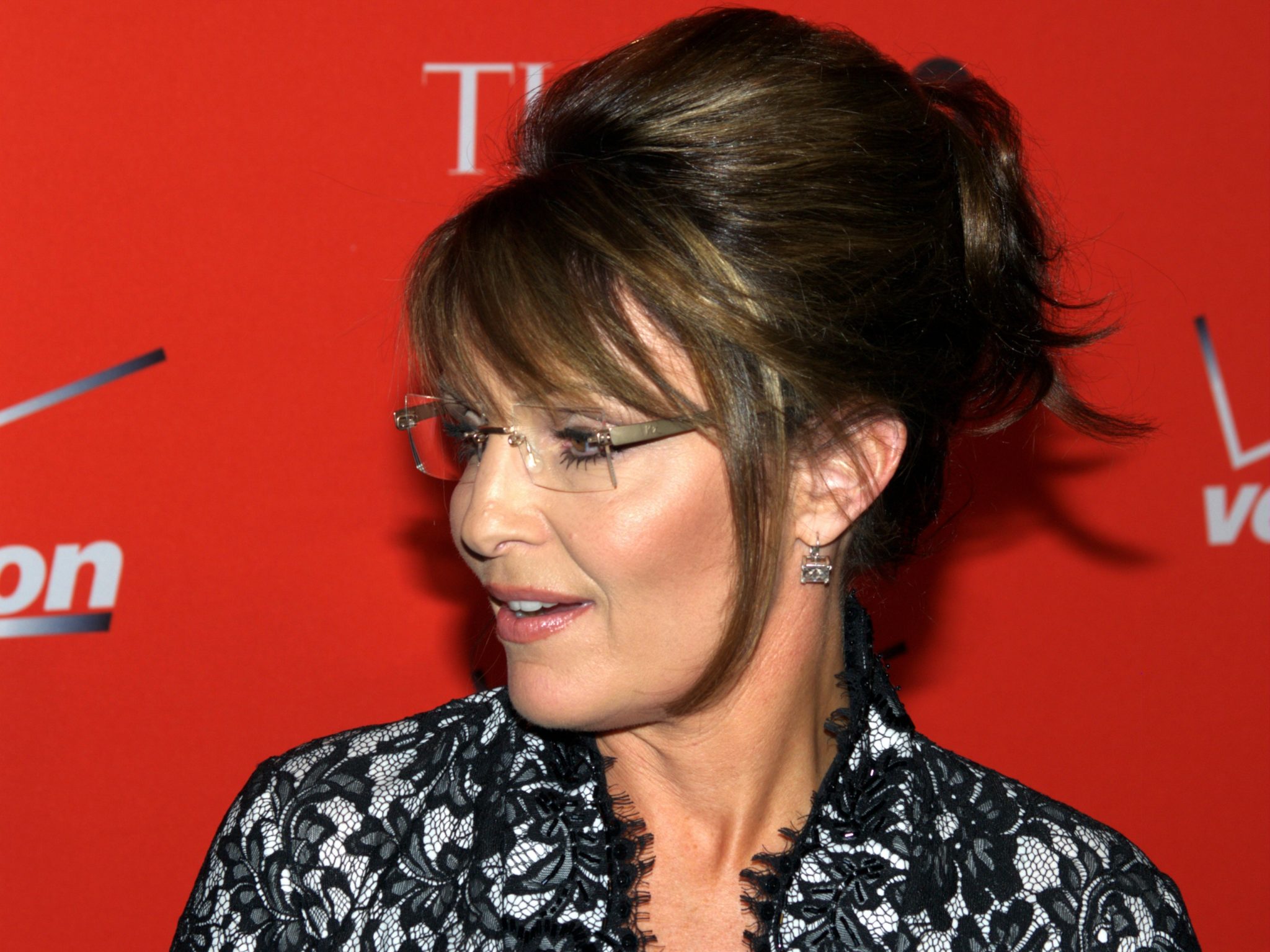 Understand The Background Of Sarah Palin Hairstyle Now | sarah palin ...